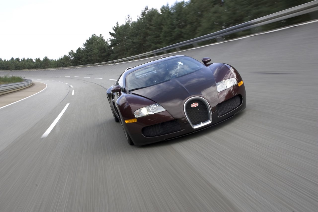 1.000 hp and 407 km/h: 15 years since the Bugatti Veyron speed record