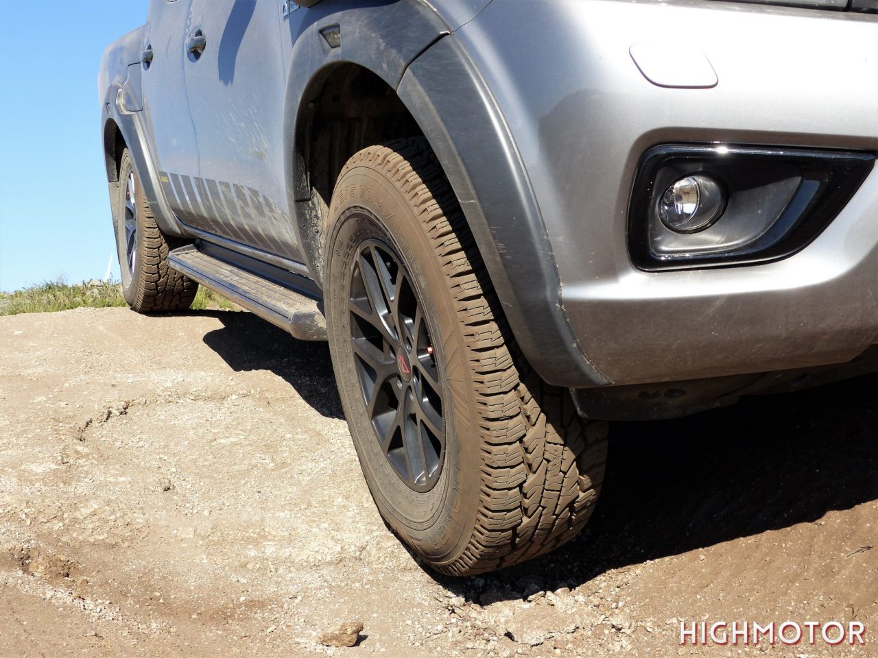 Nissan Navara At32 014