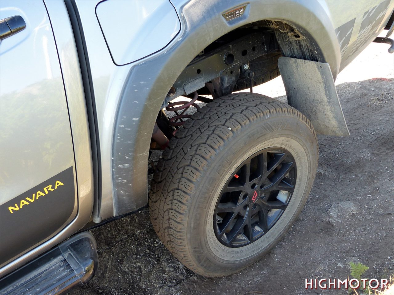 Nissan Navara At32 015