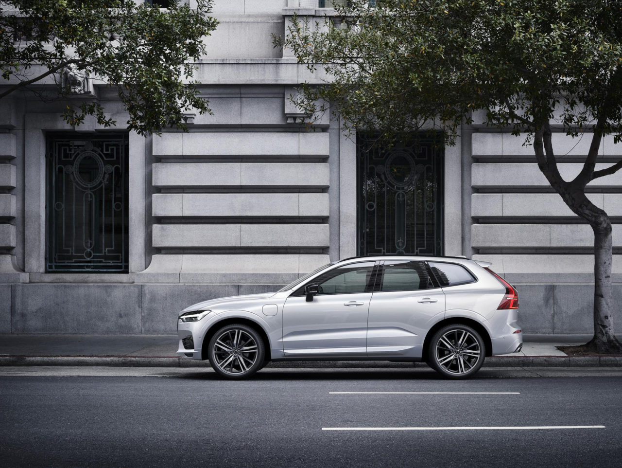 Novi volvo XC60 bo popolnoma električen