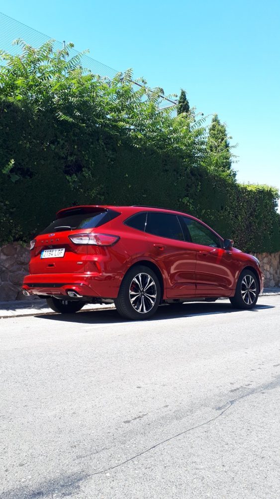 Probamos el Ford Kuga PHEV, una alternativa real al diésel