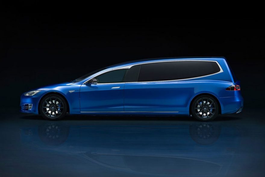 Bis zur letzten Ruhe mit der Beerdigung des Tesla Model S