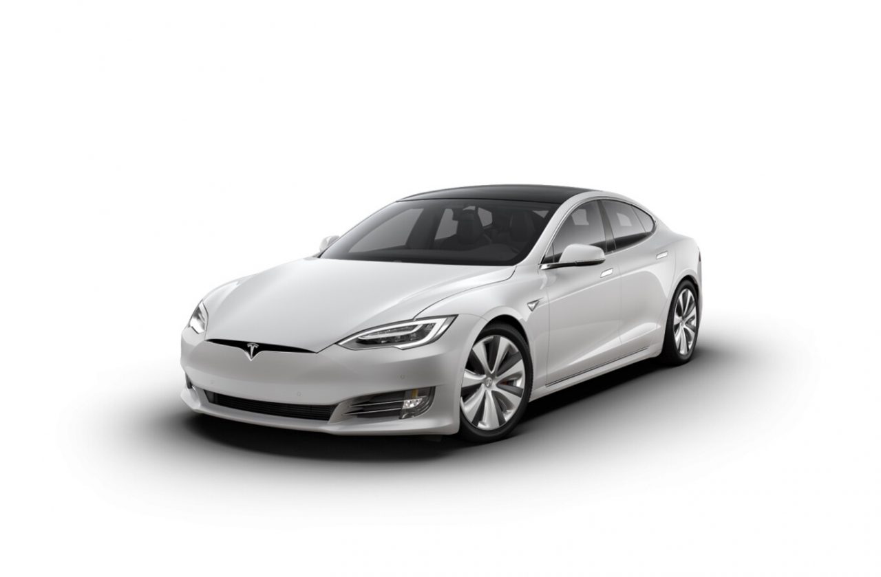 Tesla Model S Plaid 3 motors 1100 hp 840 km of autonomy