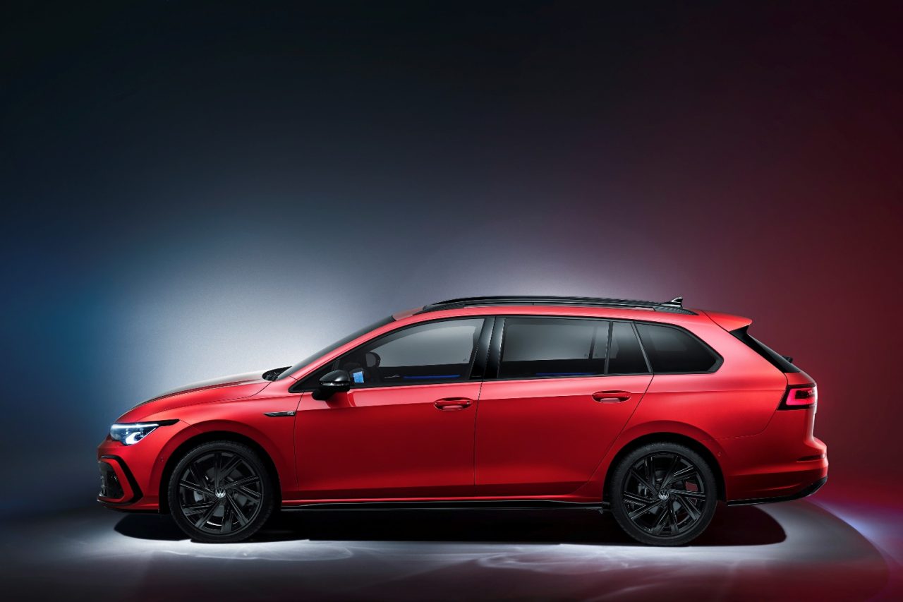 New Variant and Alltrack versions of the Volkswagen Golf