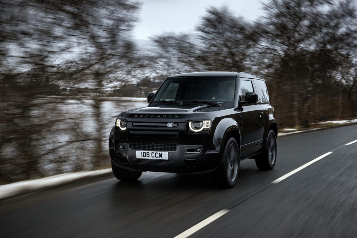 Land Rover Defender V8: más potencia y más presencia