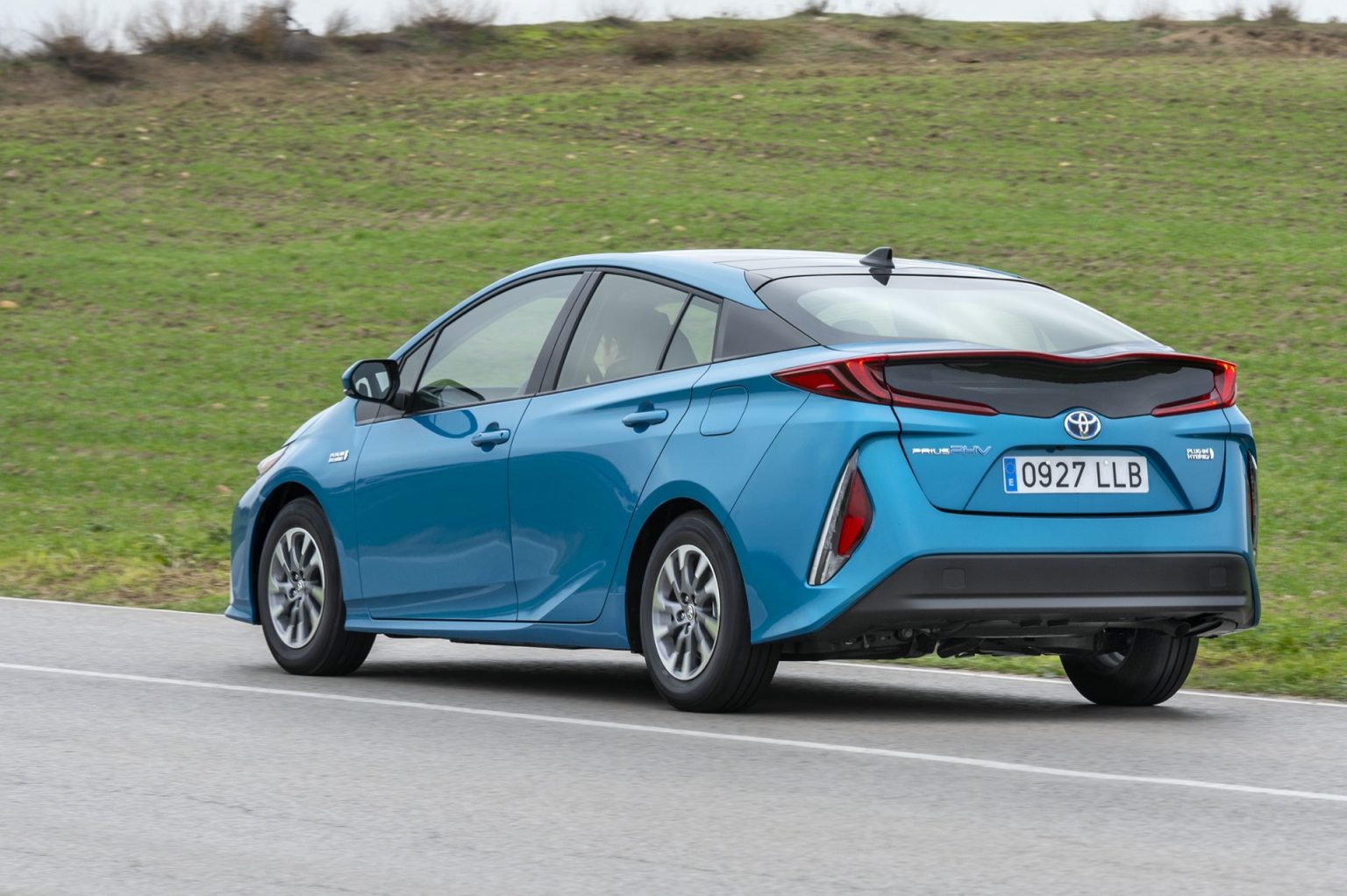 Toyota Prius Hibrido Enchufable 13