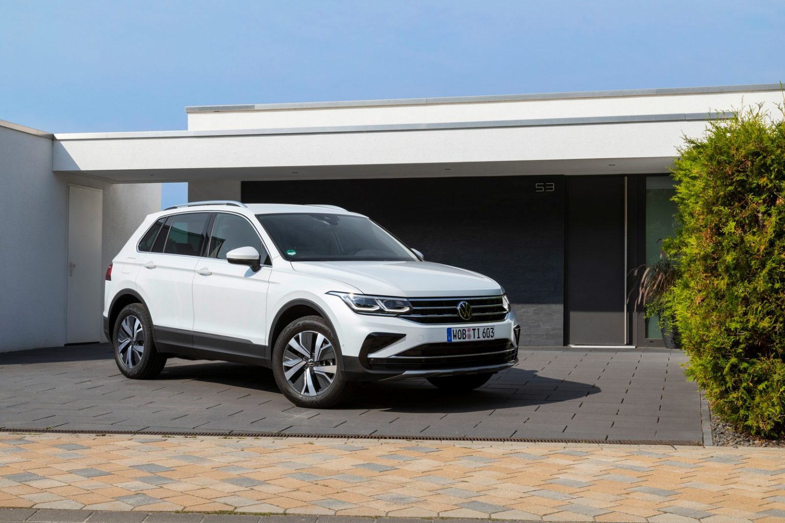 Nadchodzi Volkswagen Tiguan eHybrid, czysty i mocny