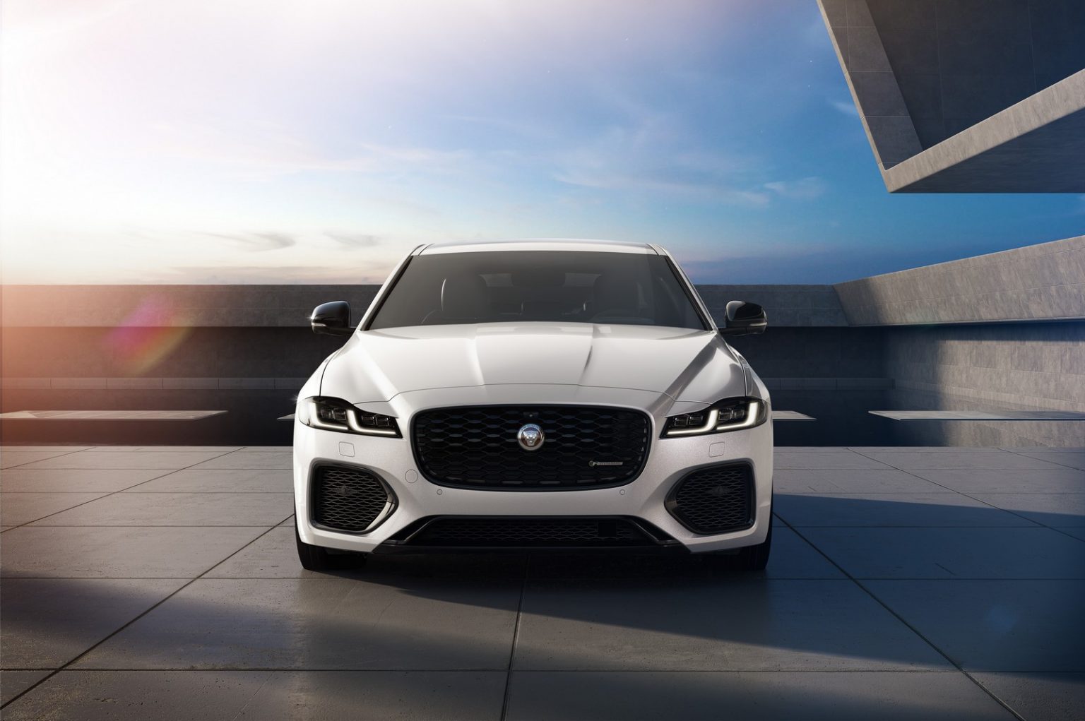 Jaguar Xe Xf 2022 12