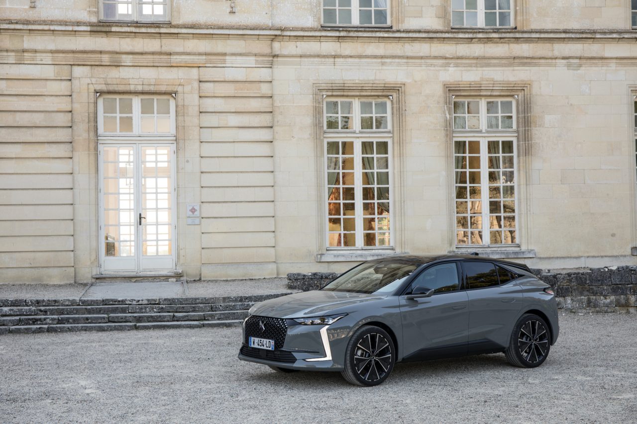DS 4: Probamos el nuevo compacto Premium francés