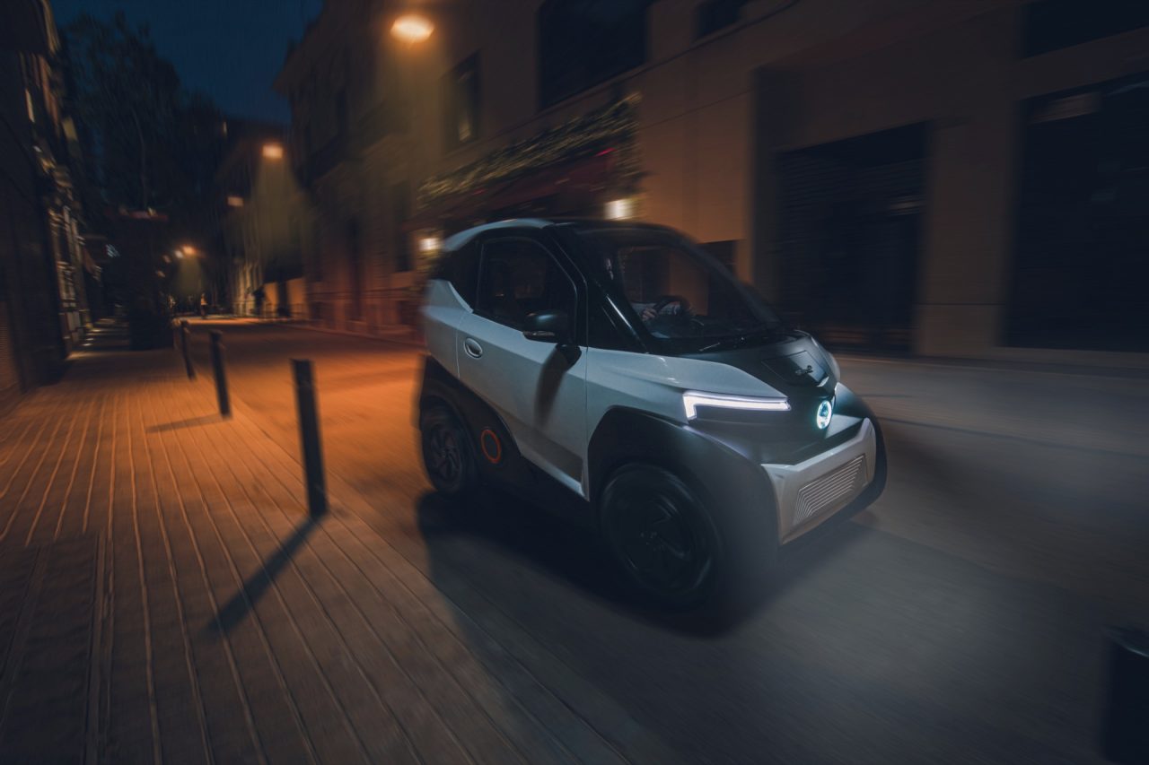 Silence S04: el minicoche eléctrico con baterías intercambiables para ...