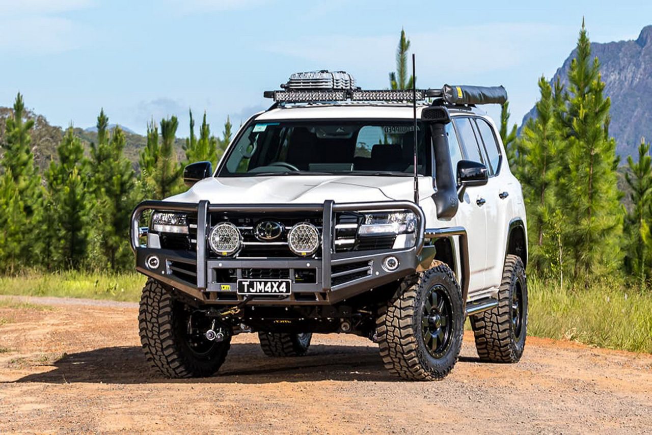 Toyota Land Cruiser 300 TJM