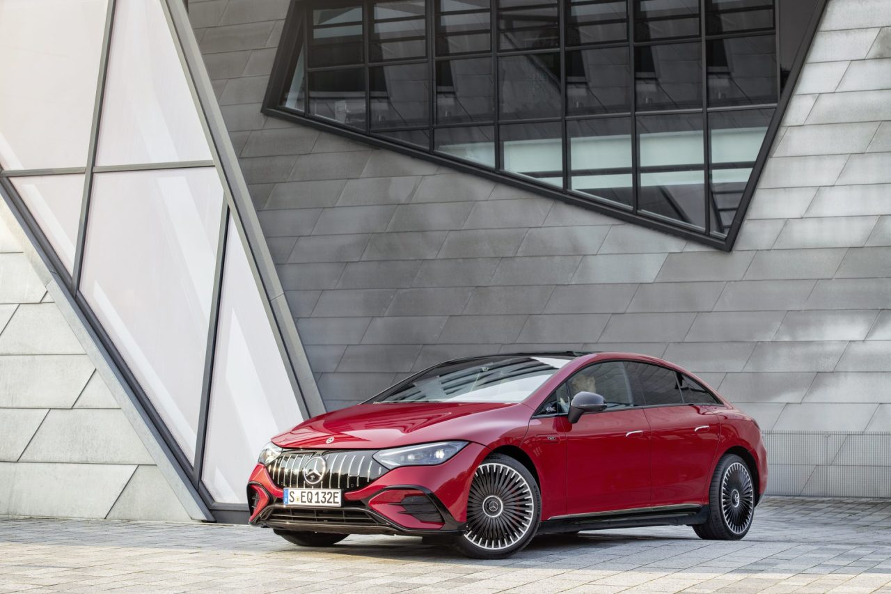 Mercedes-Benz brings forward the launch of the electric version of the ...