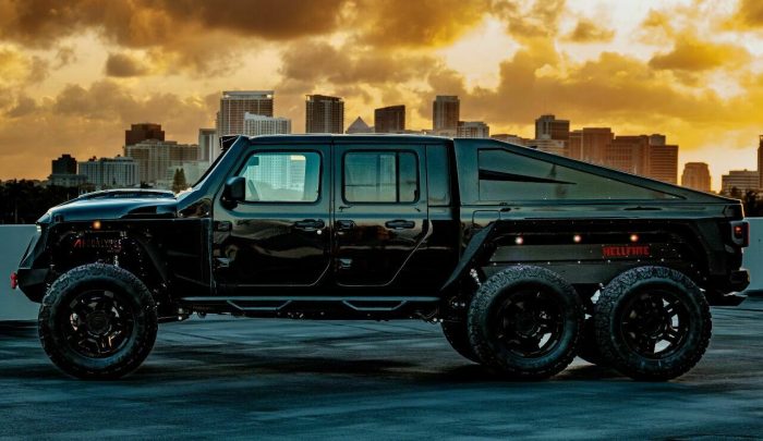 Jeep Gladiator Hellfire 6x6: three axles, six wheels and 750 hp