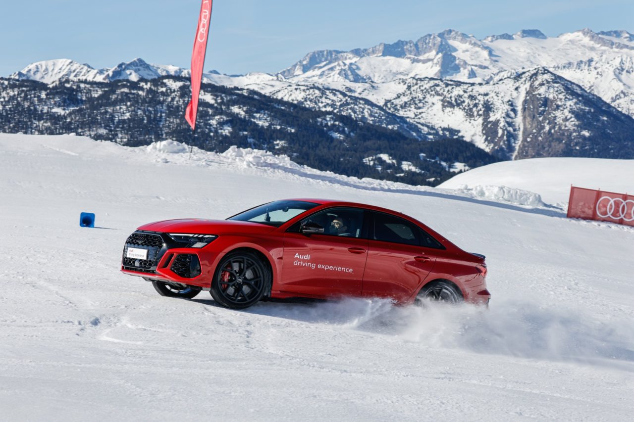 Audi driving experience: snow driving course