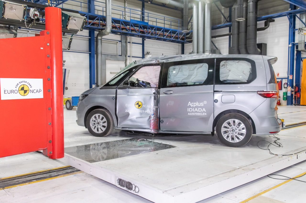 Volkswagen Multivan arrasa en los test Euro NCAP