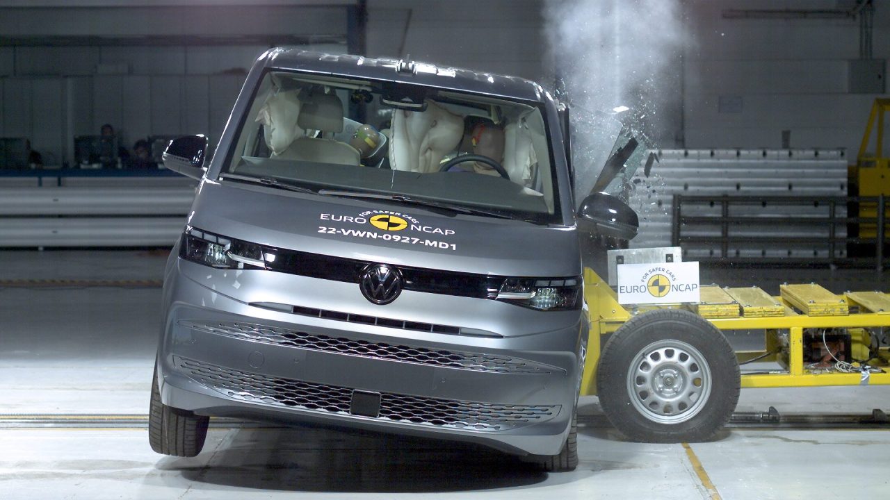 Volkswagen Multivan arrasa en los test Euro NCAP