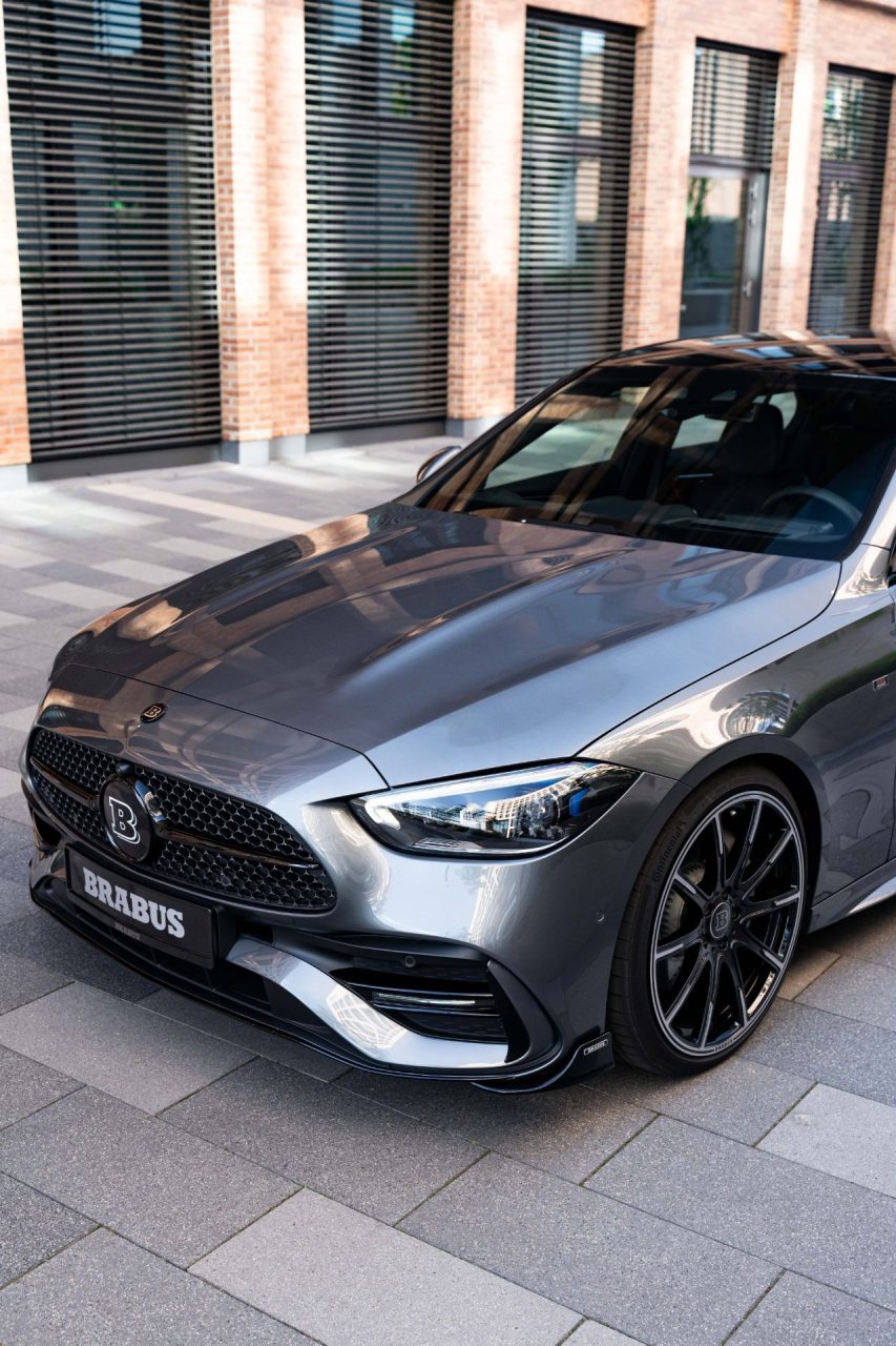 Brabus B30 Mercedes C300 (2)