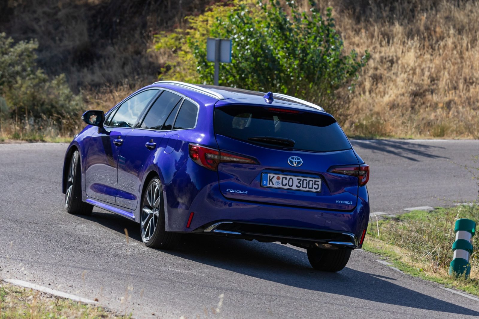 Toyota Corolla Electric Hybrid 2023 (8)