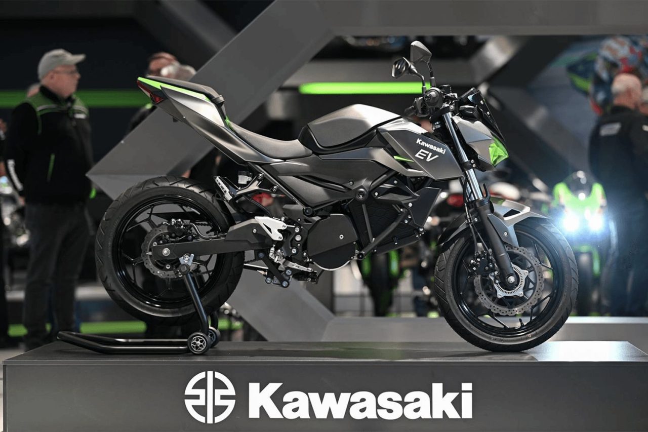 Kawasaki presenta su primer prototipo de moto eléctrica