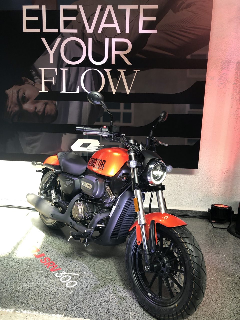 QJ MOTOR llega a España con una gama de 7 motos ¡y con 6 años de garantía!