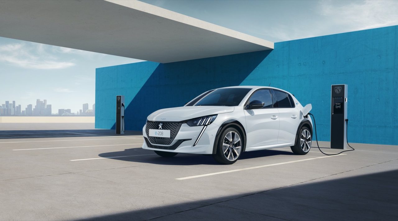 The Peugeot e-208 GT now with more power and autonomy
