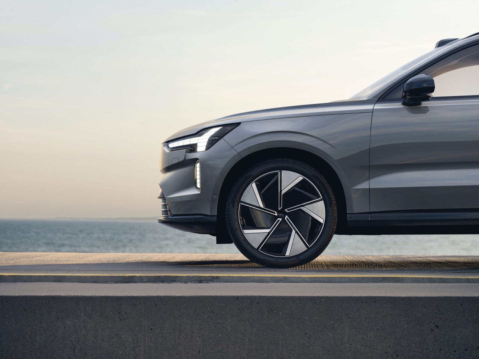 Volvo announces its 2026 electric model range for the North American market