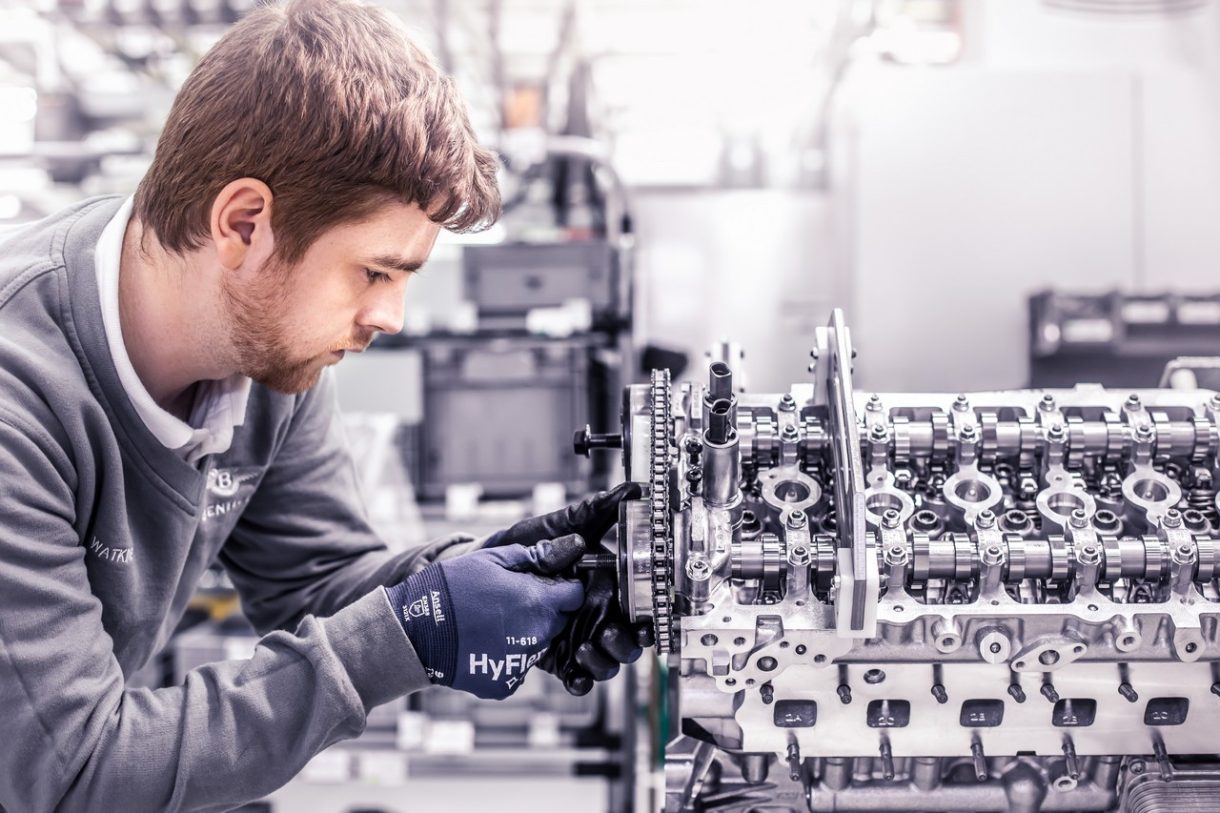 Bentley puts an end to the legendary W12 engine with its latest version