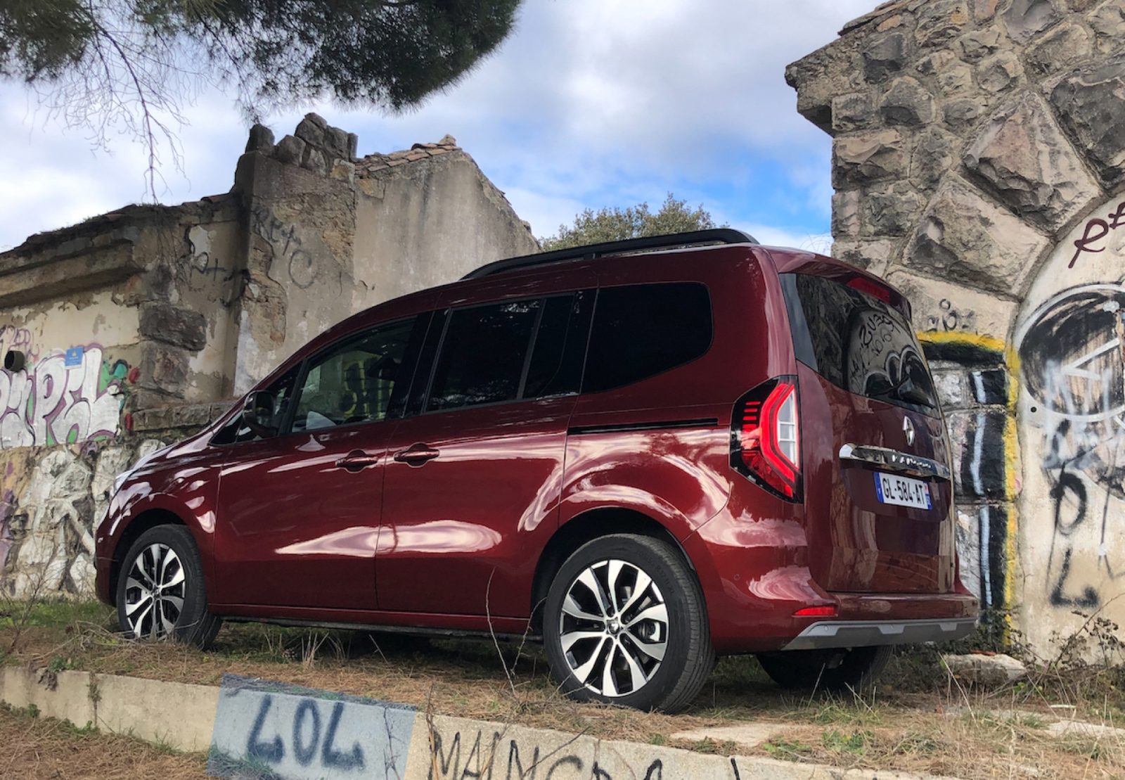 Prueba Renault Kangoo Combi E-TECH