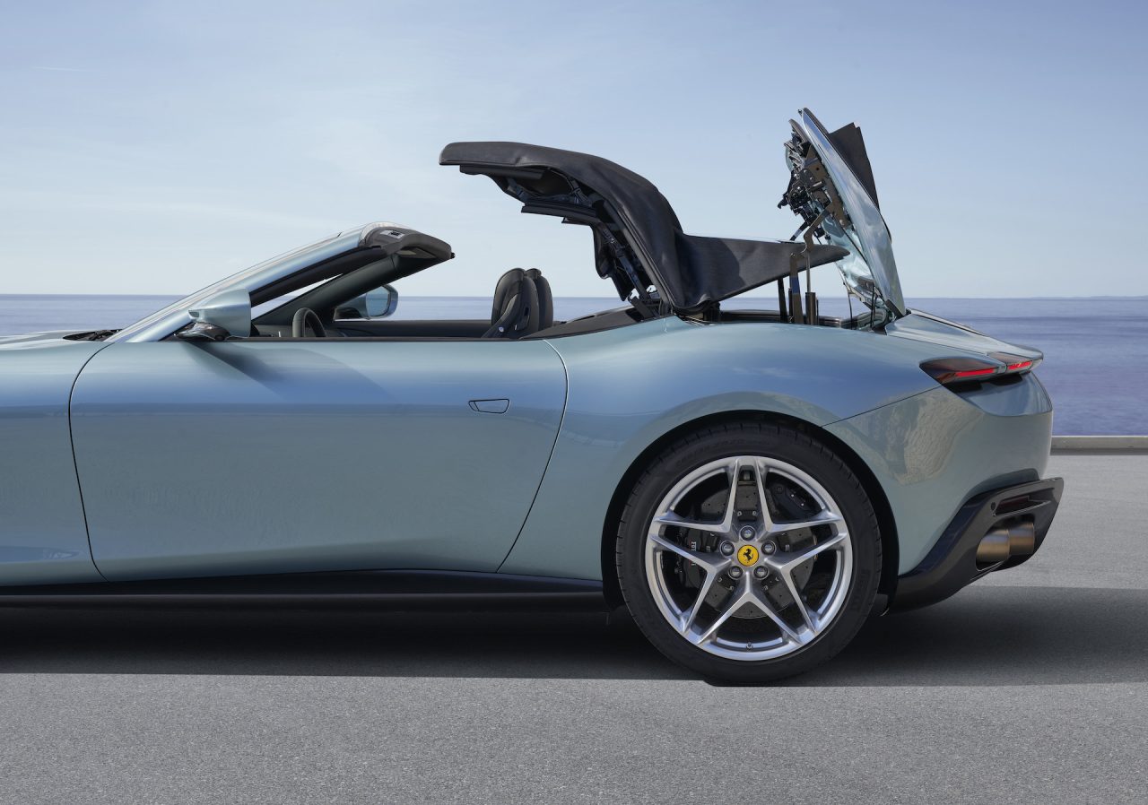 Ferrari Roma Spider: V8 de 620 CV y diseño de alta gama