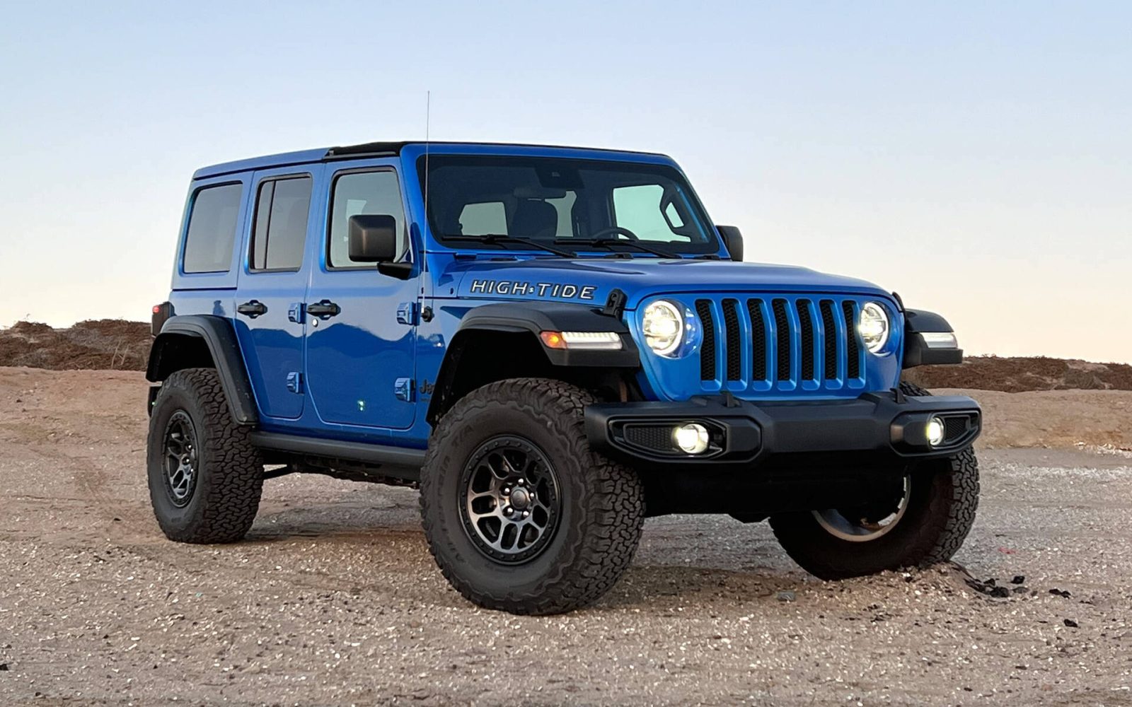 2023 Jeep Wrangler High Tide: un simbol american off-road