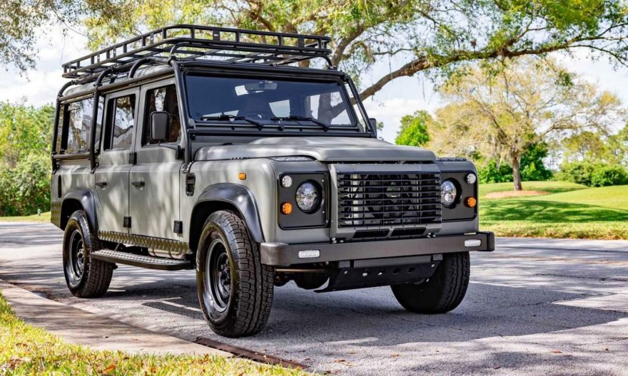 Este es Land Rover Defender con corazón de Tesla