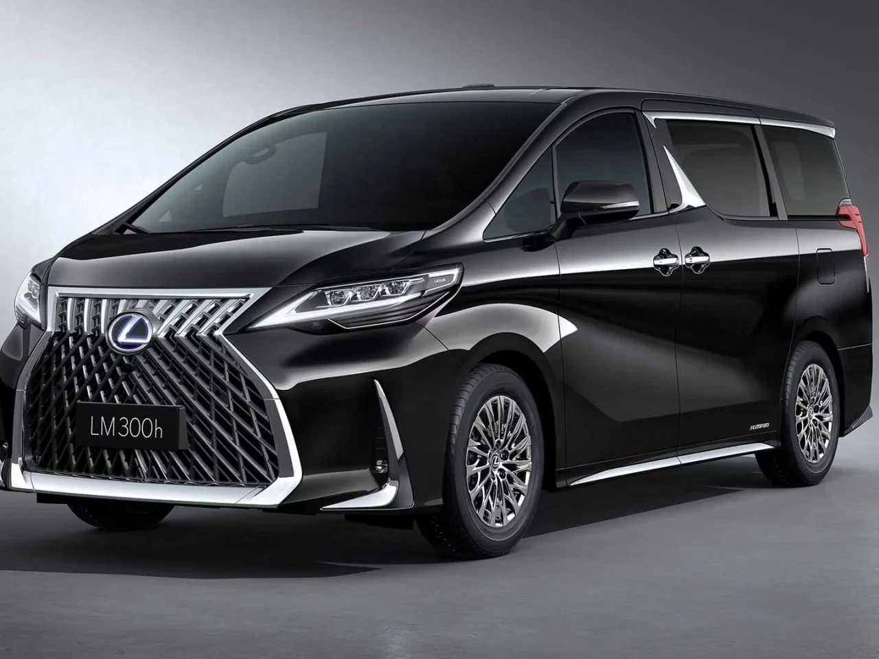 El Lexus LM se renueva y prepara para viajar hasta Europa