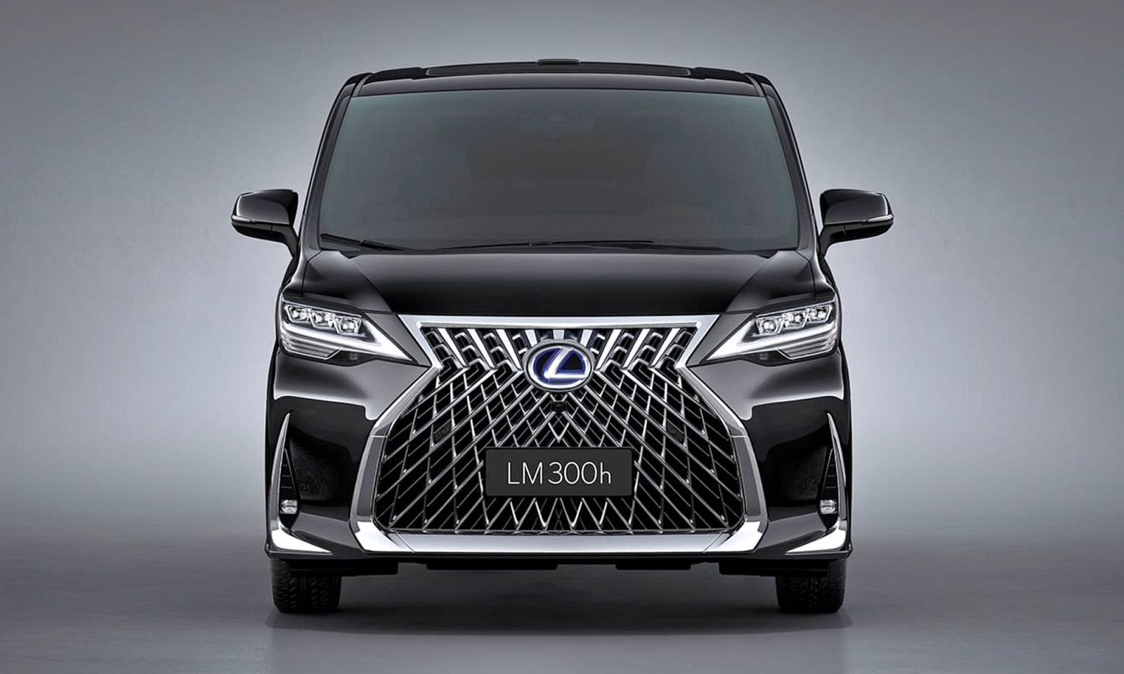 El Lexus LM se renueva y prepara para viajar hasta Europa