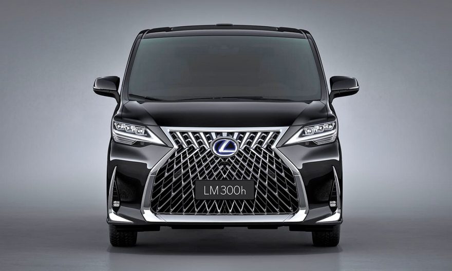 El Lexus LM se renueva y prepara para viajar hasta Europa