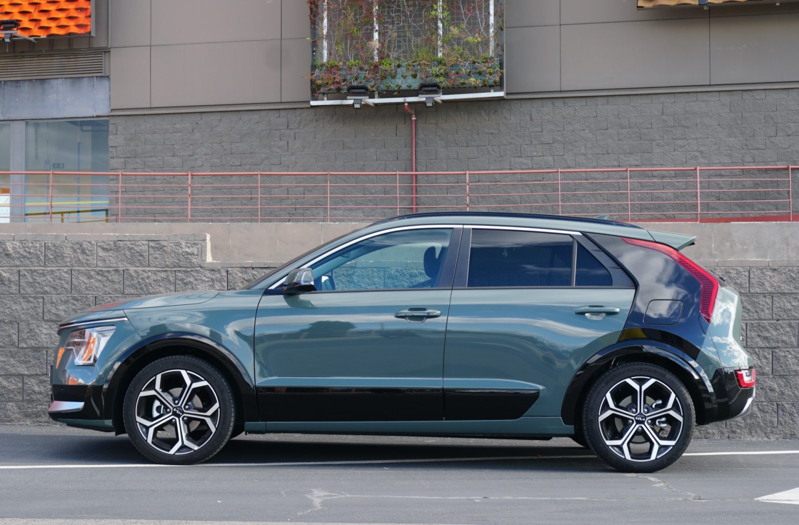 Test et avis : Kia Niro HEV, un SUV hybride très équilibré