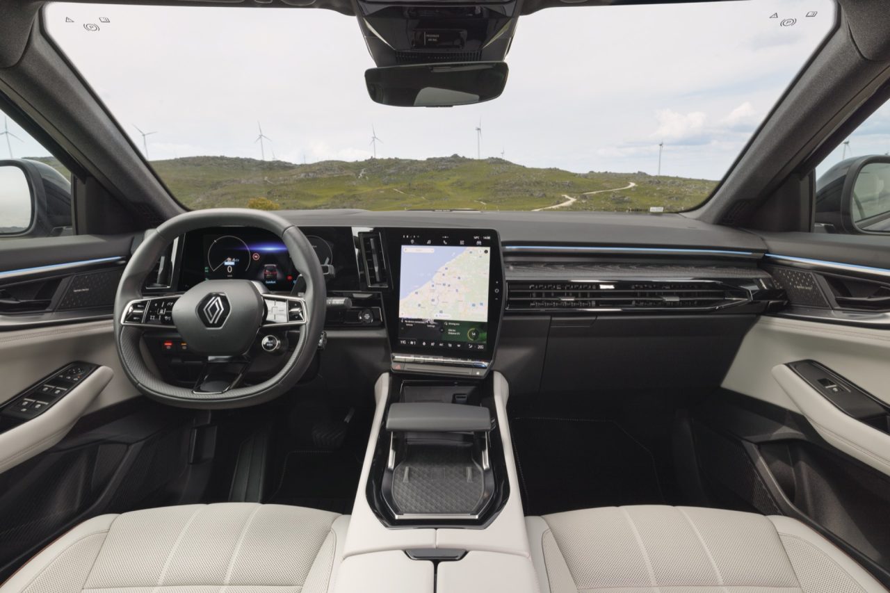 Testiramo novi Renault Espace: SUV karoserija, 7 sedežev in samo s ...