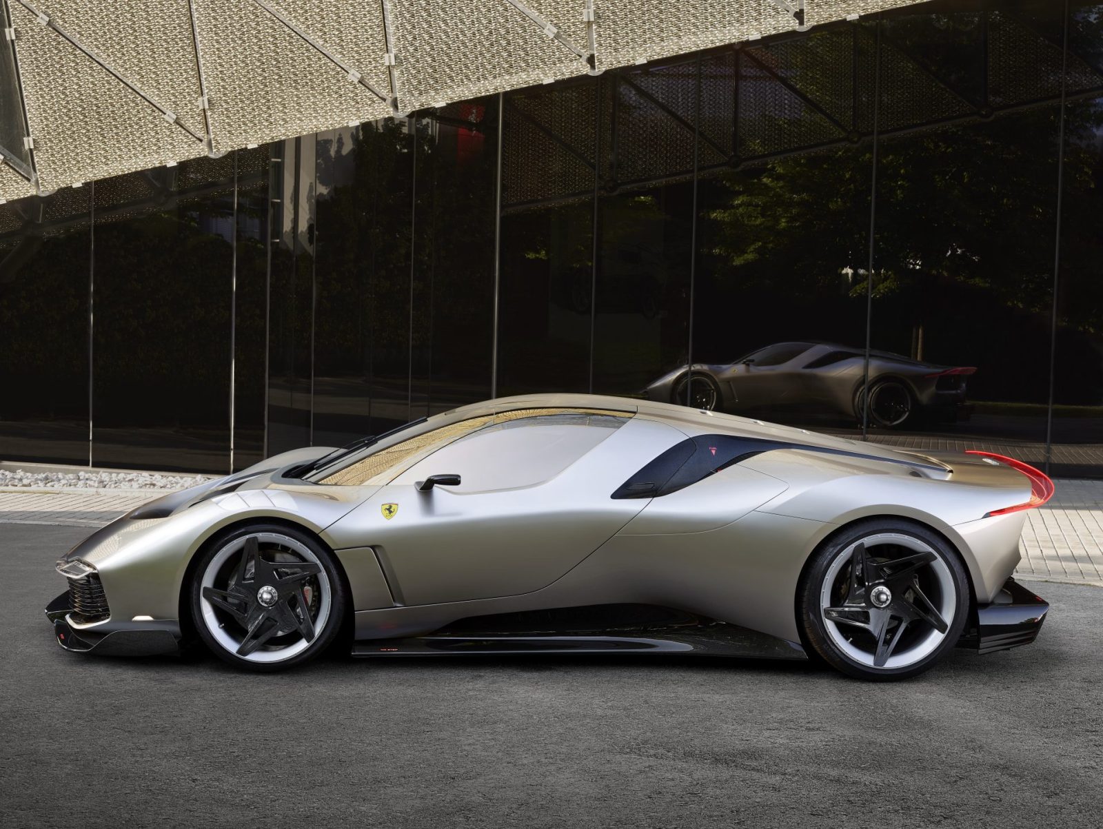 Ferrari presenteert de KC23, een eenmalige tentoonstelling