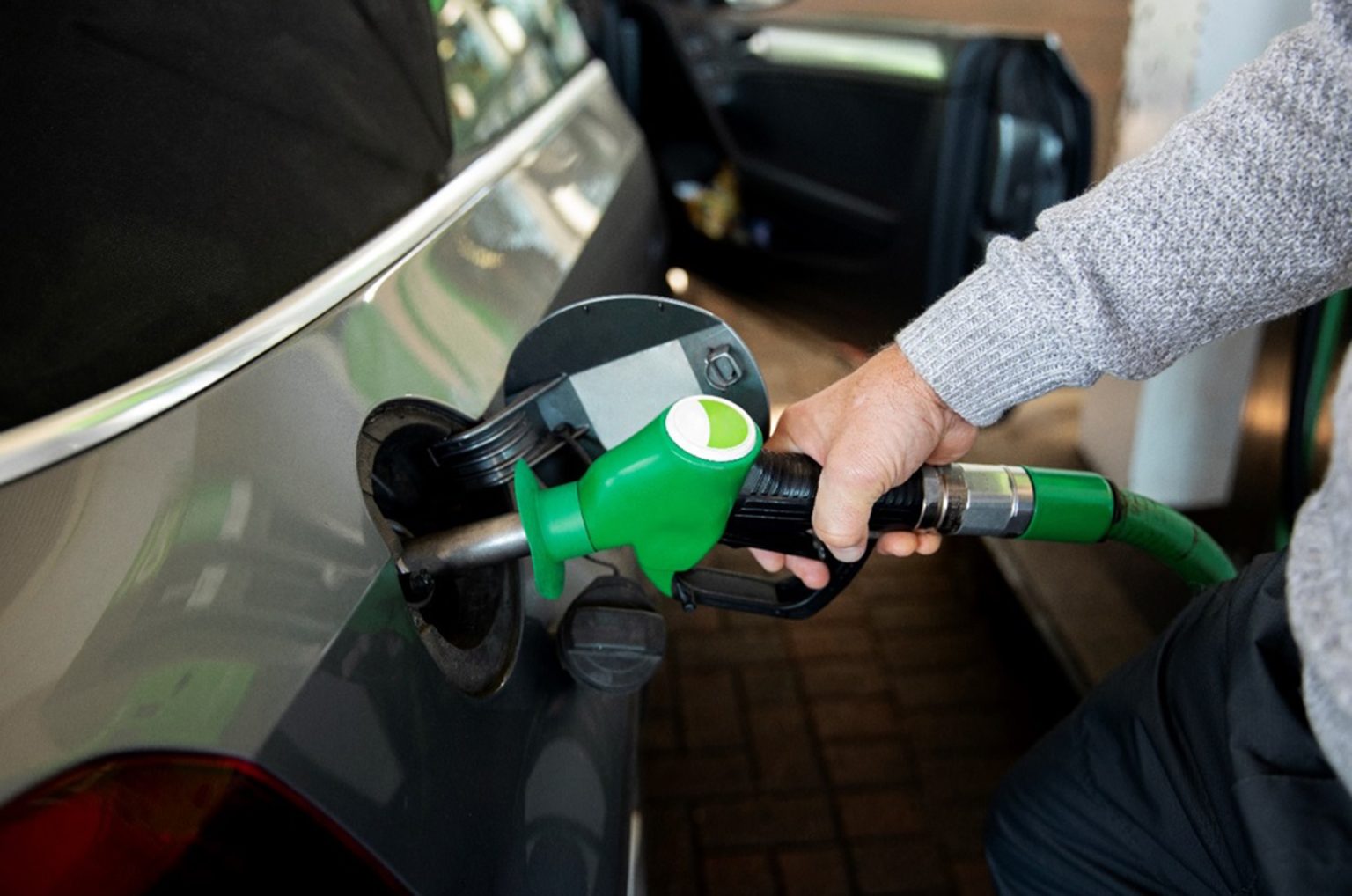 Is it worth investing in synthetic fuels? Sustainability comes at a price