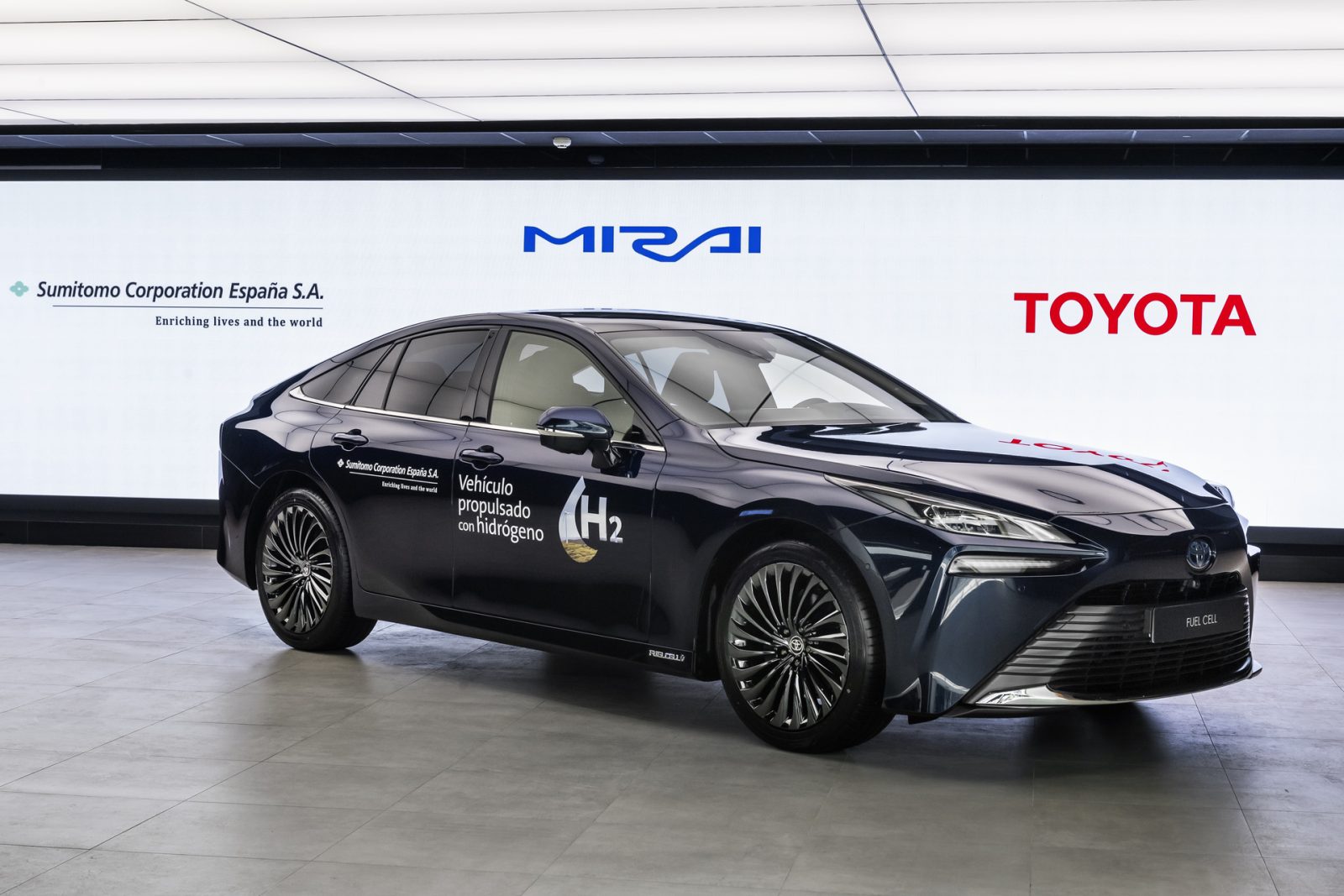 トヨタ ミライ：2 つの水素タンクを搭載した第 XNUMX 世代が登場