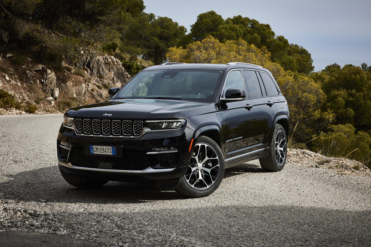 Jeep Grand Cherokee: el SUV Premium con motorización híbrida y 380 CV