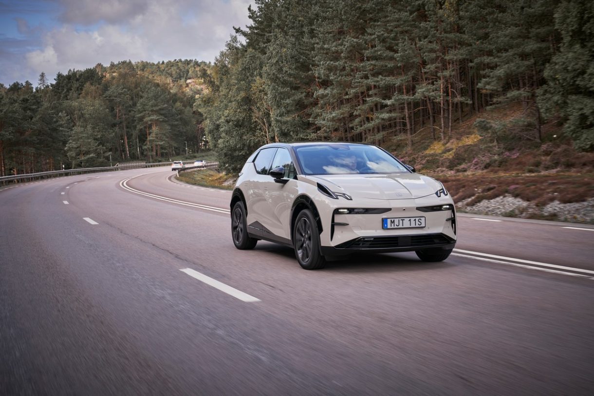 El Zeekr X ya se comercializa en Europa y estos son sus precios