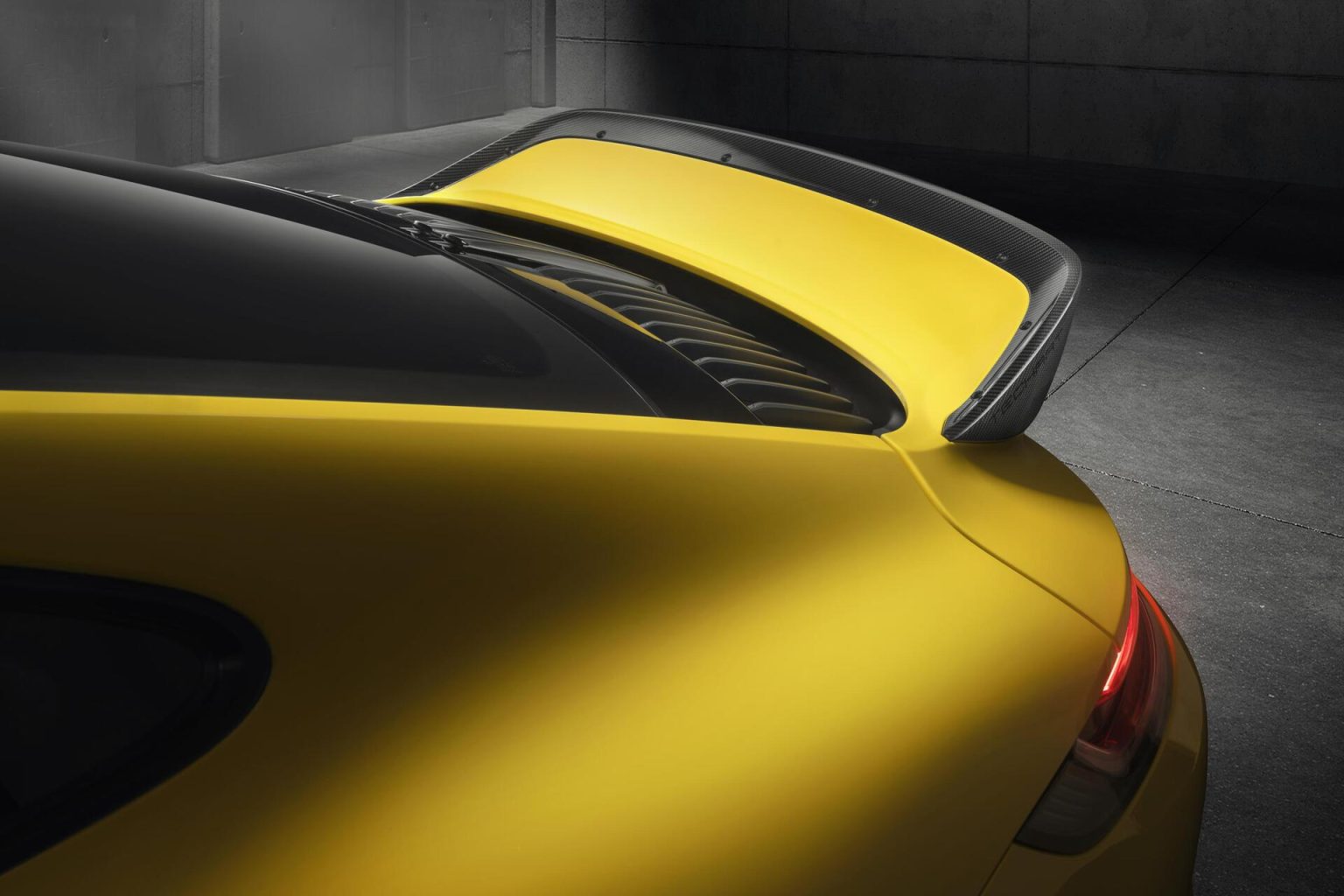 TECHART presenta un increíble spoiler trasero de fibra de carbono para ...