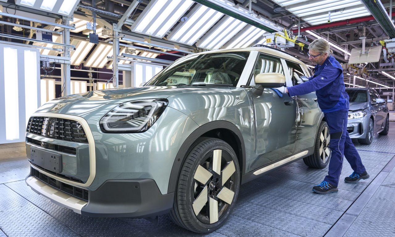 Production of the new MINI Countryman starts in Germany