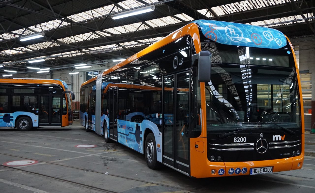 Primeras entregas del eCitaro G de Mercedes-Benz movido por hidrógeno