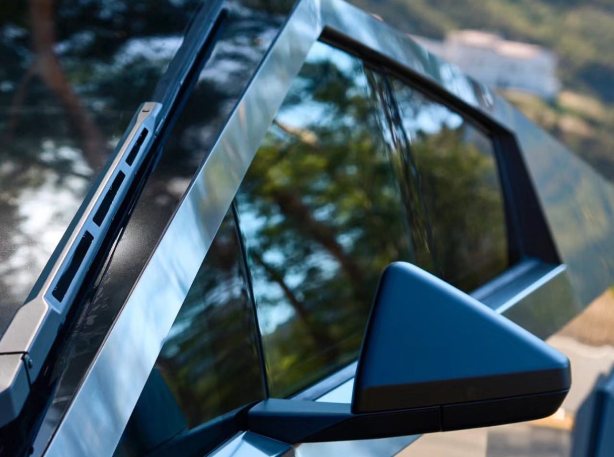 Nuevas imágenes filtradas de la Cybertruck a sólo una semana para su ...