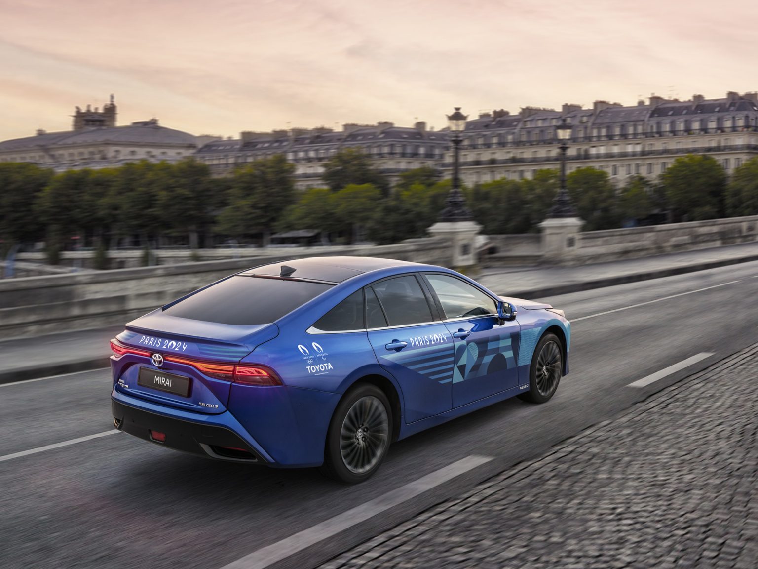 Toyota anuncia nova geração de veículos FCEV e hidrogênio até 2026