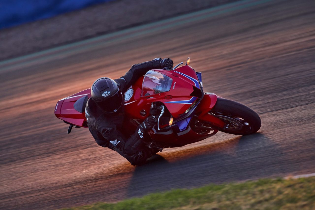 The new Honda CBR600RR is now available in Spain