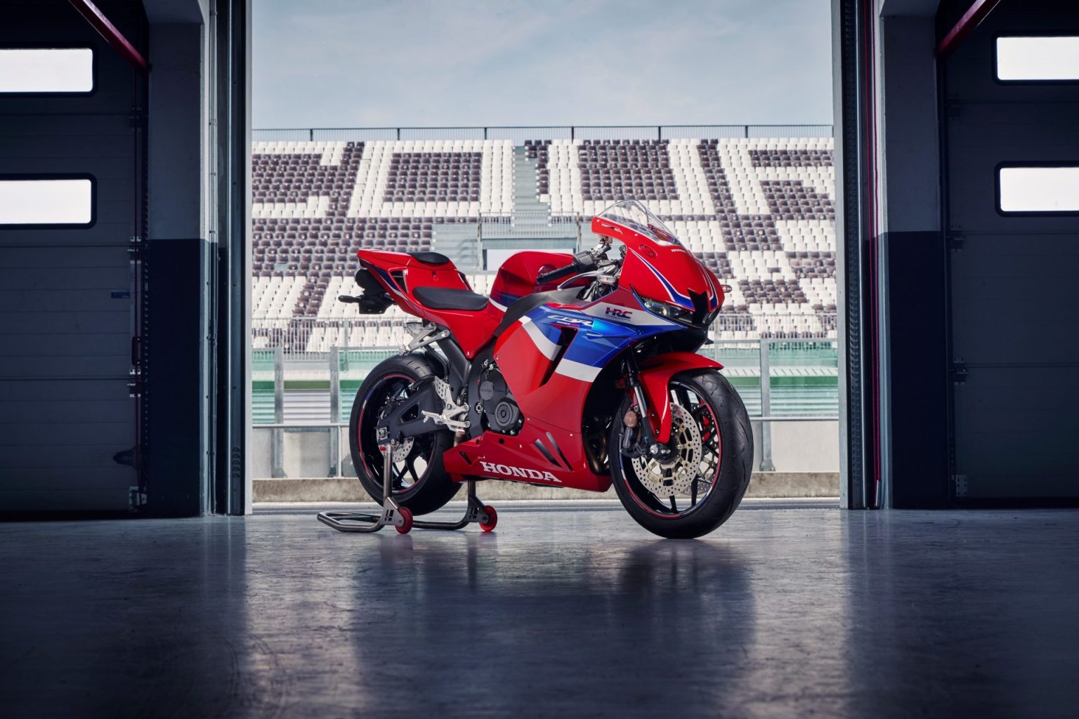 Honda Cbr600rr 2024 (14)