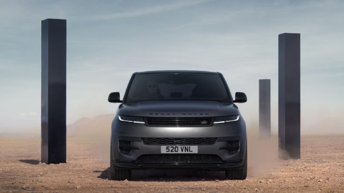Land Rover présente le Pack Stealth pour le Range Rover Sport