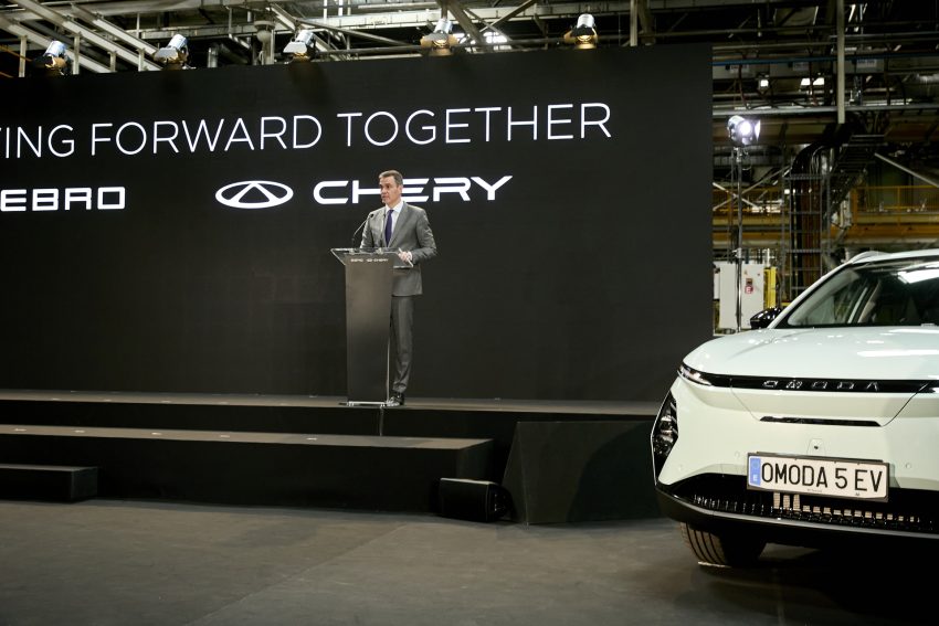 Las versiones de gasolina y EV del OMODA 5 serán producidas en España ...